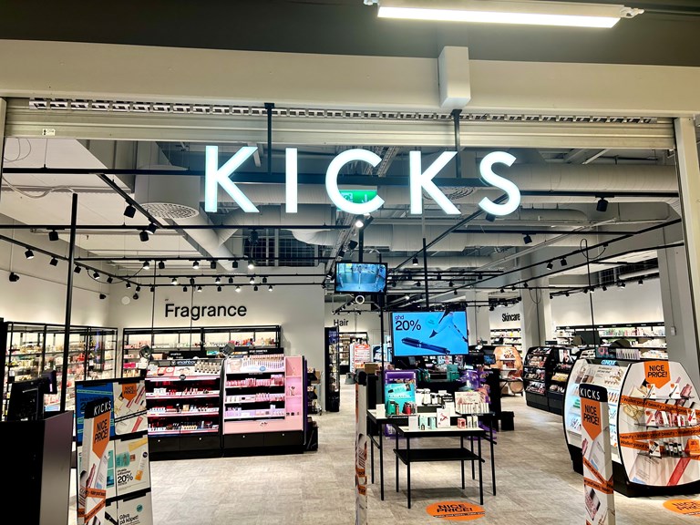 Kicks - skönhet och makeup - Mobilia